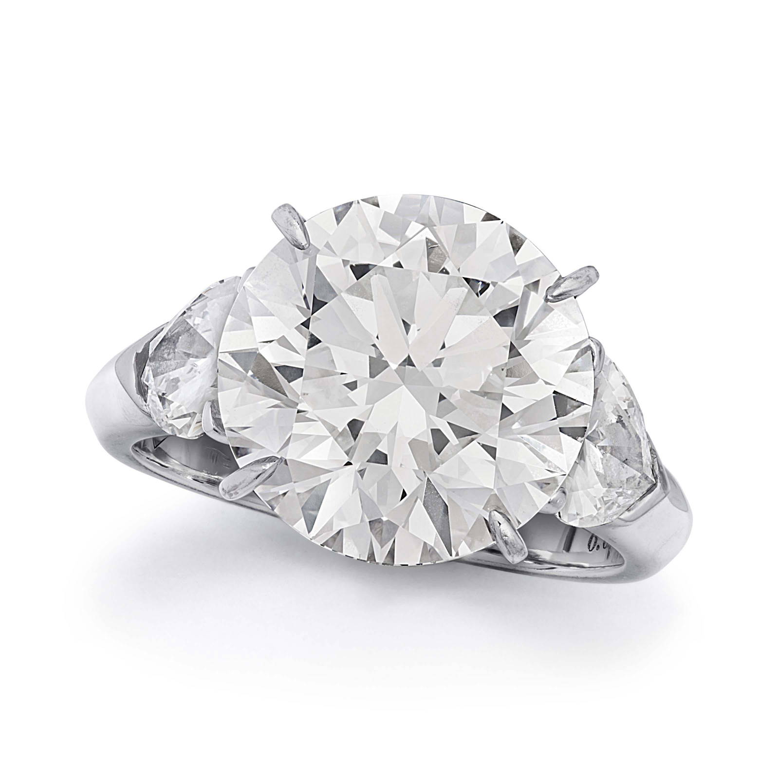 MOUSSAIEFF DIAMOND RING (#0171) on Apr 21, 2023 | Christie's in NY