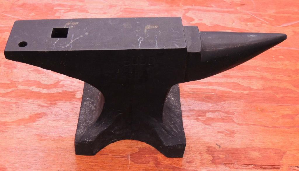 12/19 Artifacts, Bottles, Anvil, Sports... Prices - 270 Auction Price ...