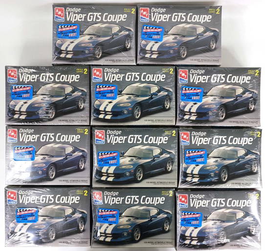 11 Amt Ertl Dodge Viper Model Kits