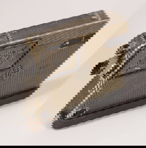 Vintage 16mm Simplex Pocket Movie Camera