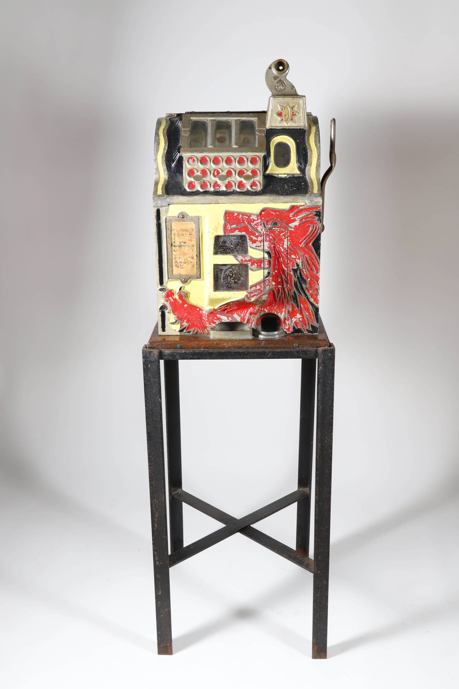 Nickel Slot Machine, Circa 1910 Auction