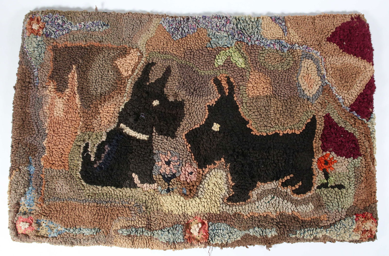 Antique American "scotty Dogs" Hooked Rug - Jul 05, 2025 | Rafael Osona ...