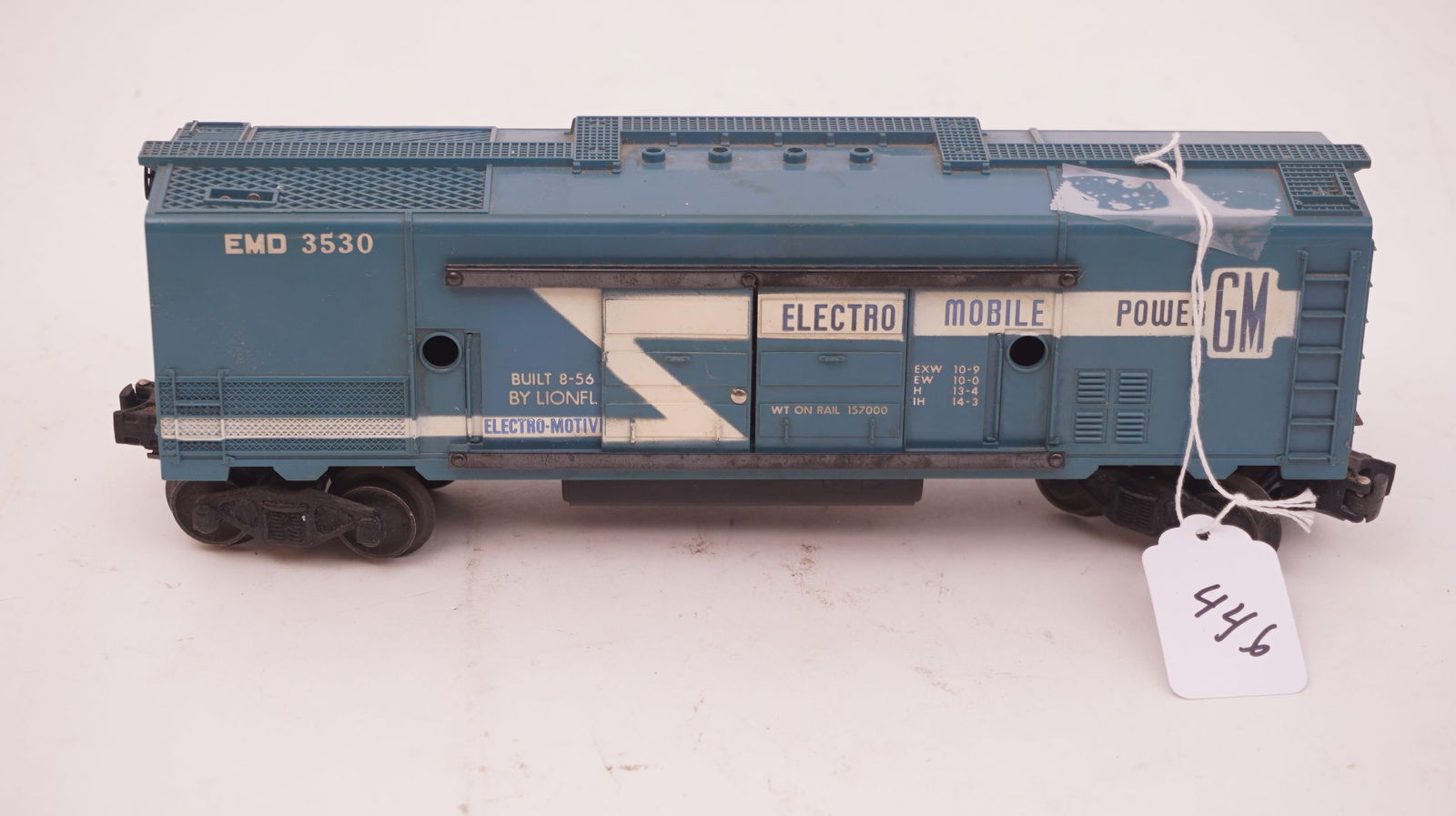 Lionel Trains Number 3530 Operating Car With Generator Auction