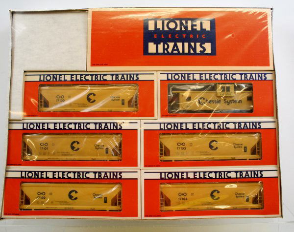 242: Lionel 6-11705 Chessie System Train Set