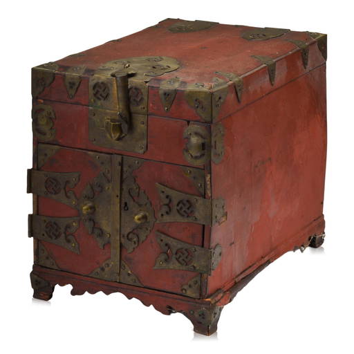 Korean Red Lacquer Makeup Box.