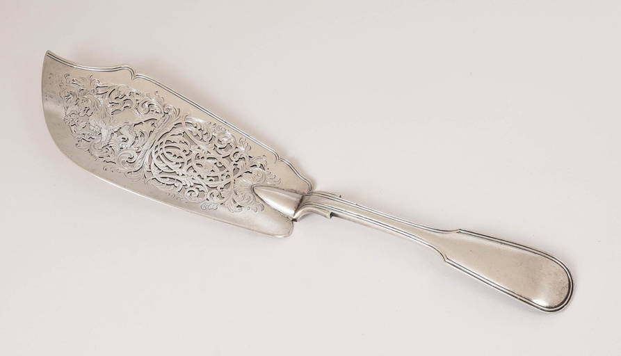 English Sterling Fish Server