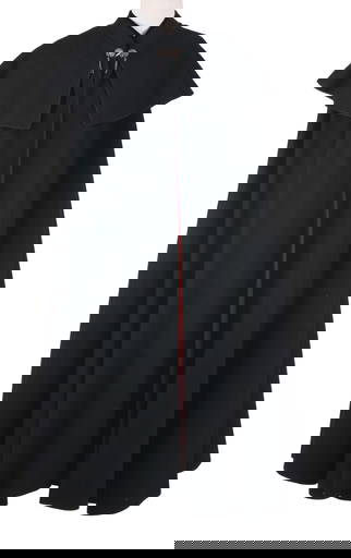 Geraldine Chaplin Traditional Spanish Cape By El Corte Abel