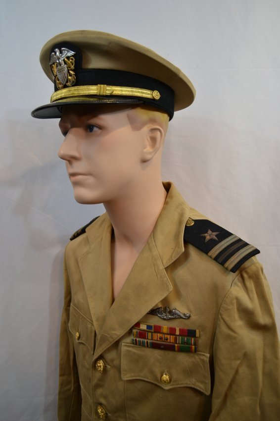 WWII US NAVY SUBMARINE OFFICER SUMMER KHAKI UNIFORM - Jun 27, 2020 ...