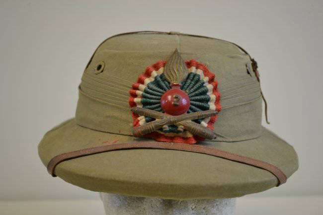 Wwii Italian Rare Indian Pattern Tropical Pith Helmet