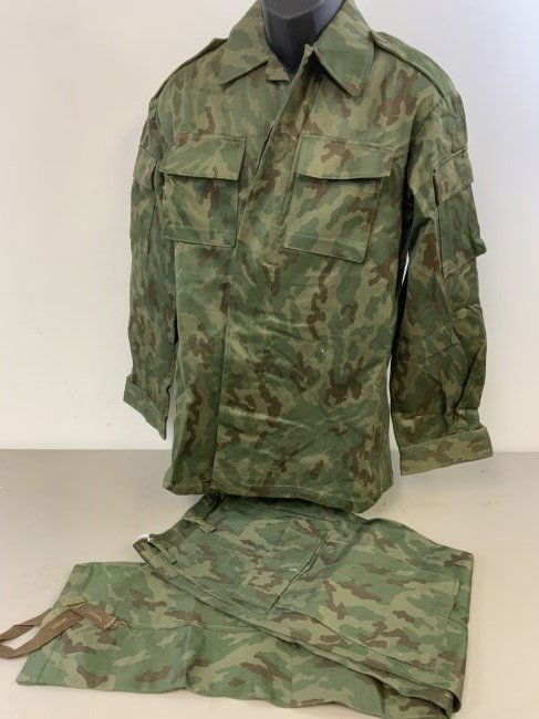 Soviet Russian "woodland" Camouflage Jacket And Pants