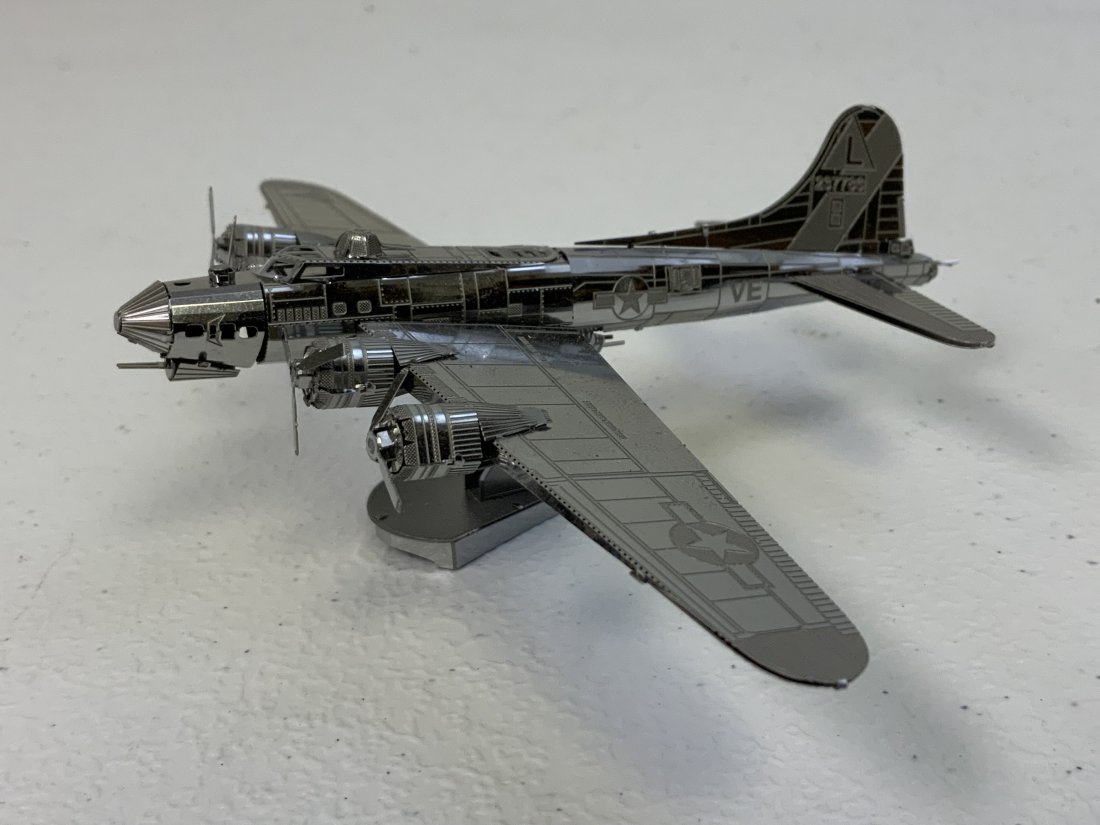 Wwii Us B 17 Flying Fortress Plane All Metal Model