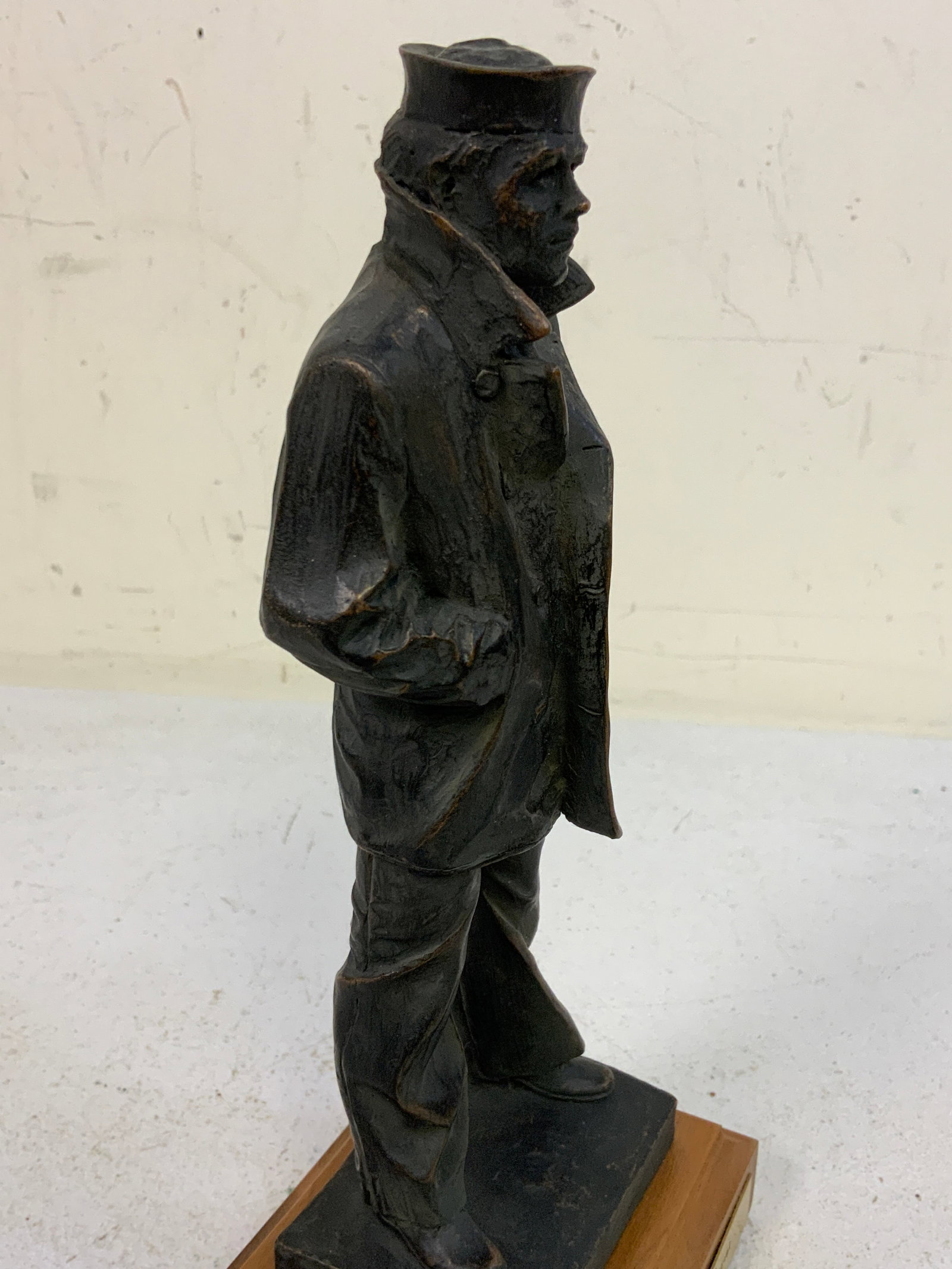 Usn Memorial "the Lone Sailor" Statue Auction
