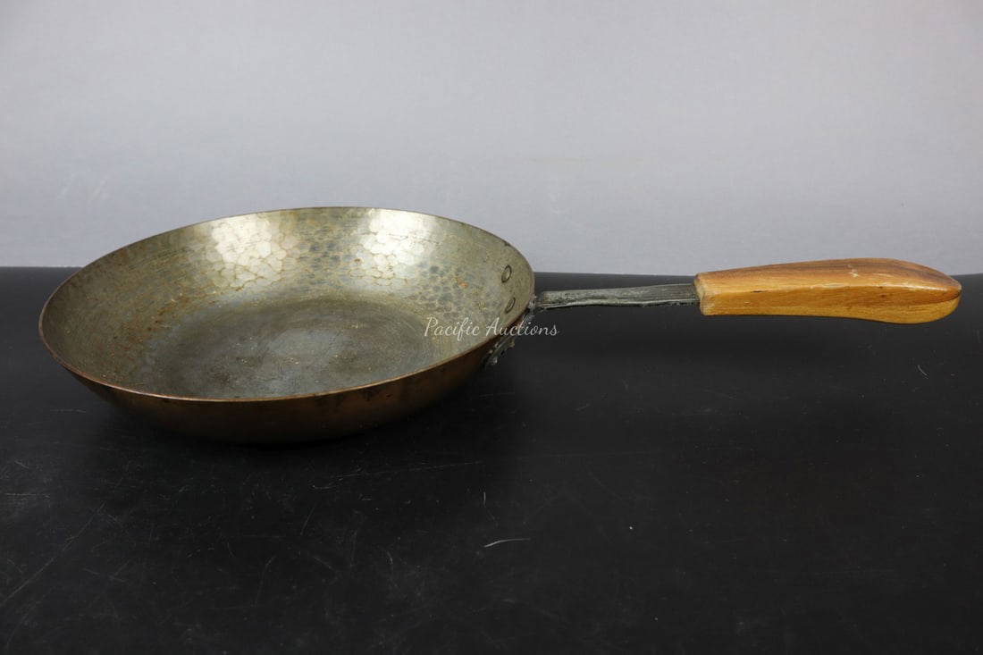 Stockli Nestal Swiss Made Hammered Copper Skillet With Wooden Handle ...