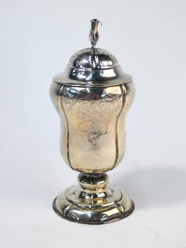 Continental White Metal Pounce Set