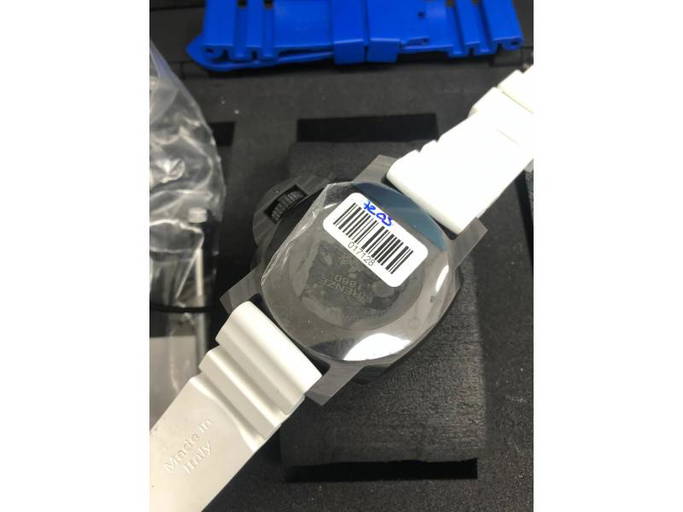 Panerai Luminor Submersible Carbotech 42mm Pam00960 Automatic Mens Watch