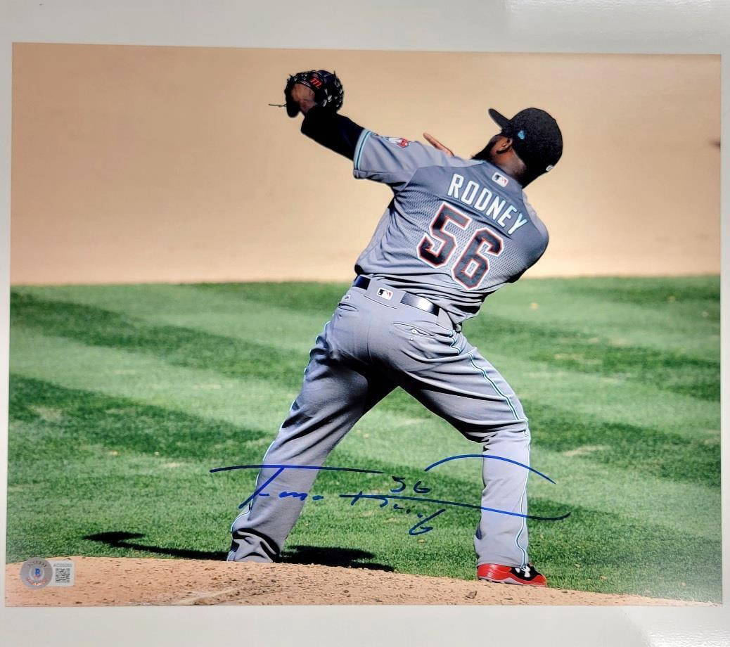 Fernando Rodney Signed 11x14 Photo Tigers Autograph Beckett Bas Holo ...