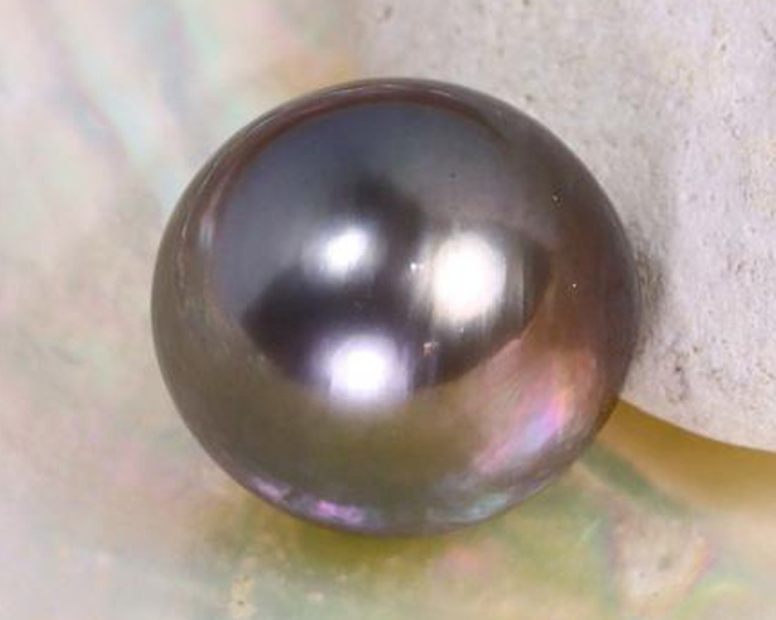 8.83ct Tahitian Real Black Pearl Sea Salt Water Pearl 10mm (no Hole)