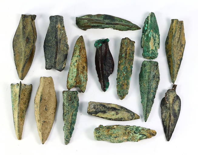 Collection Of 15 Ancient Roman Arrow Heads
