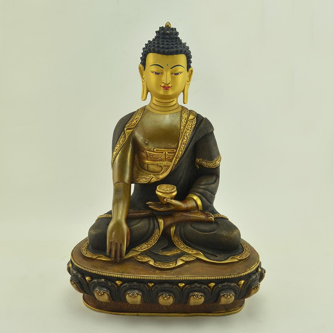 Handcarved Fine Quality Shakyamuni Buddha Rupa / Statue