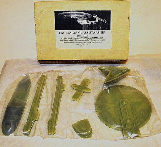 EXCELSIOR CLASS STARSHIP 1/2500 SCALE MODEL KIT - Jan 02, 2021 | SMG ...