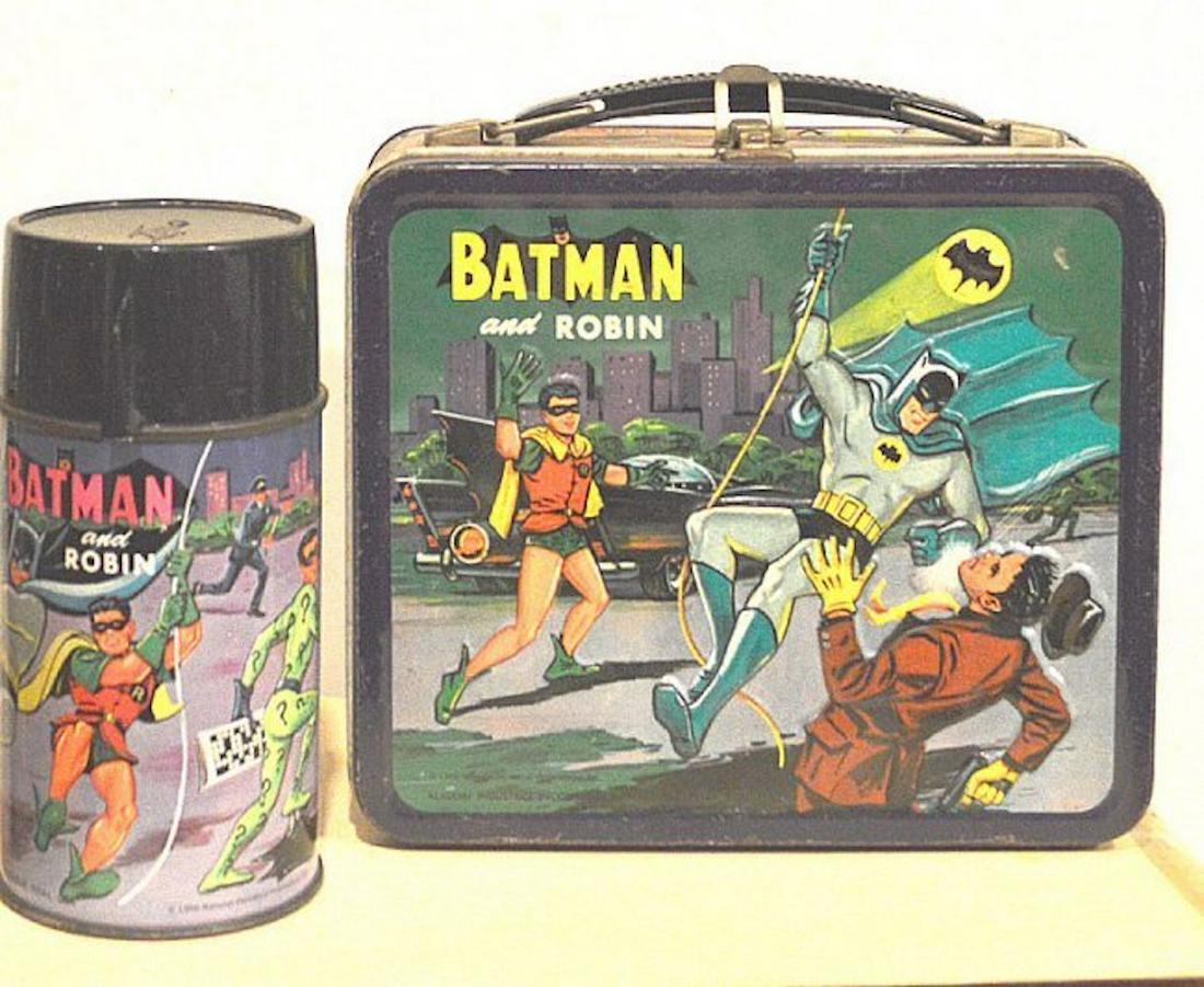1977 KISS LUNCH BOX - Apr 01, 2015 | Soulis Auctions in MO