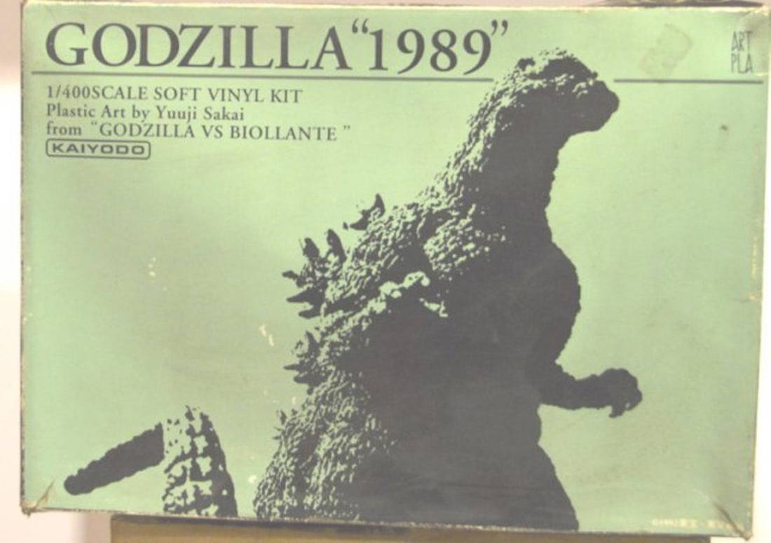 Kaiyodo Godzilla "1989" 1/400 Scale Soft Vinyl Kit Auction