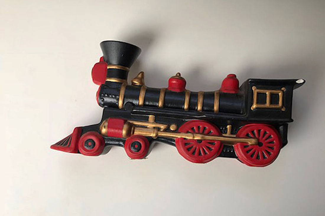 Ceramic Train Auction