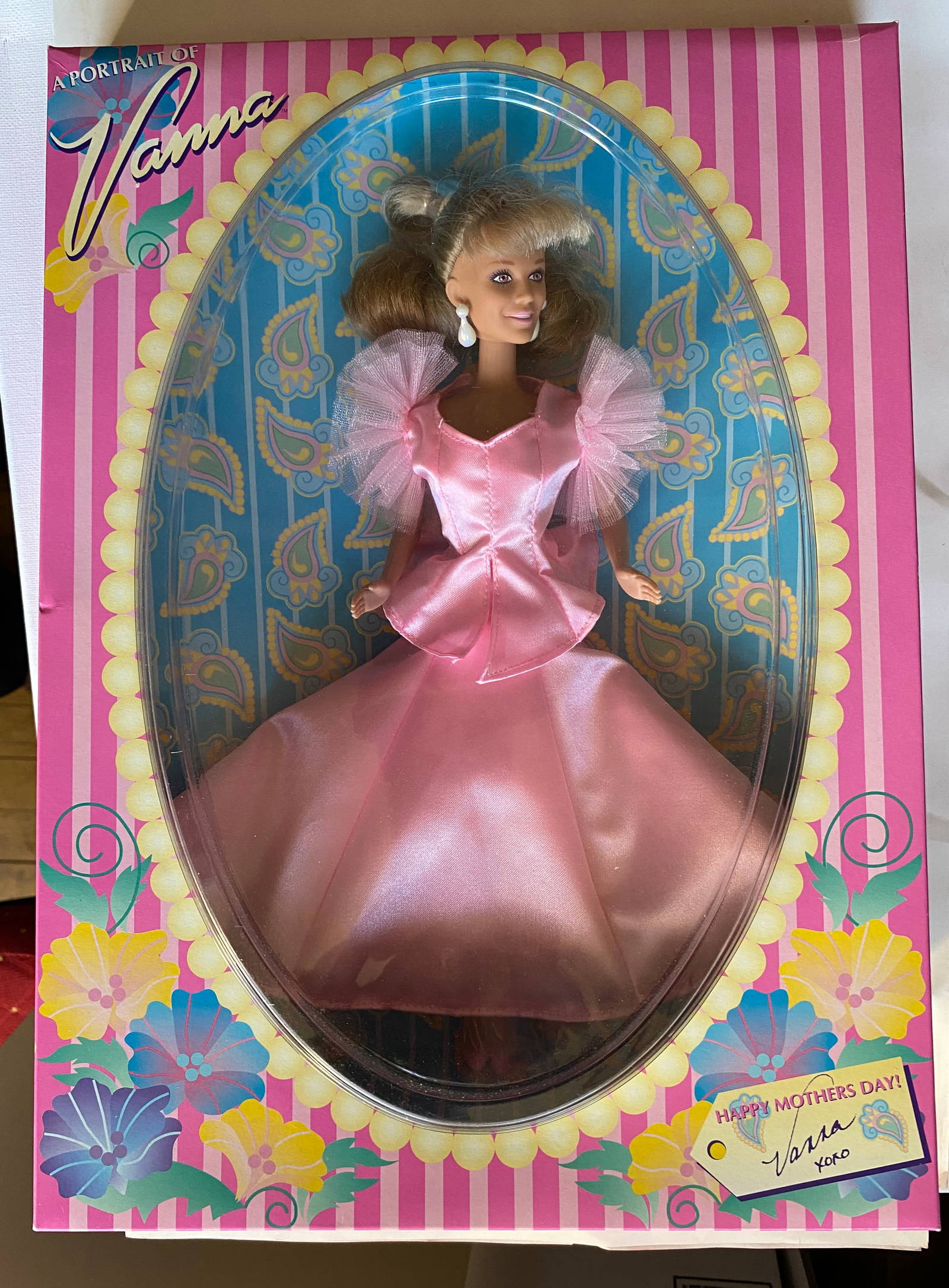 "a Portraint Of Vanna" Doll Auction