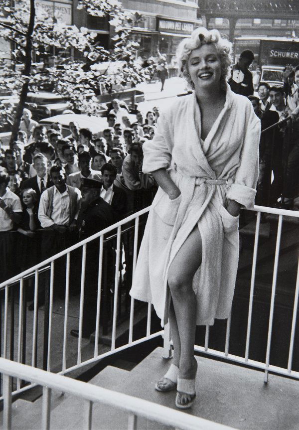 4: Bob Henriques (b. 1930) Marilyn Monroe "The Seven Ye - Nov 28, 2012 ...