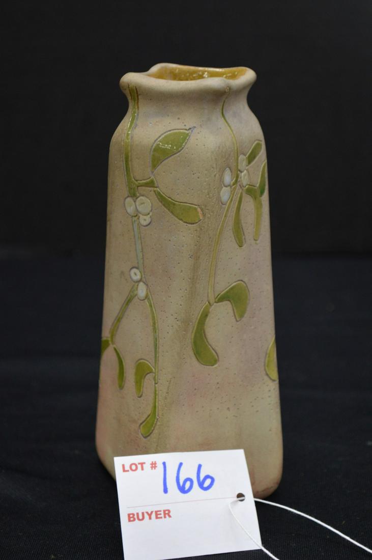 Rozane Ware Woodland Twist 6 1/2 Vase - May 10, 2020 | YAC, Inc. d.ba ...