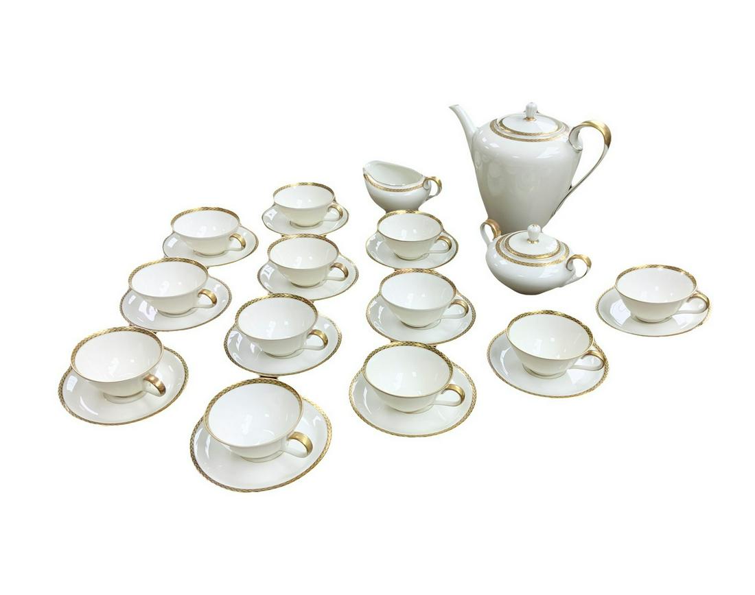 "Bavaria Eschenbach" porcelain tea set (#0372) on Oct 09, 2021 | Art La ...
