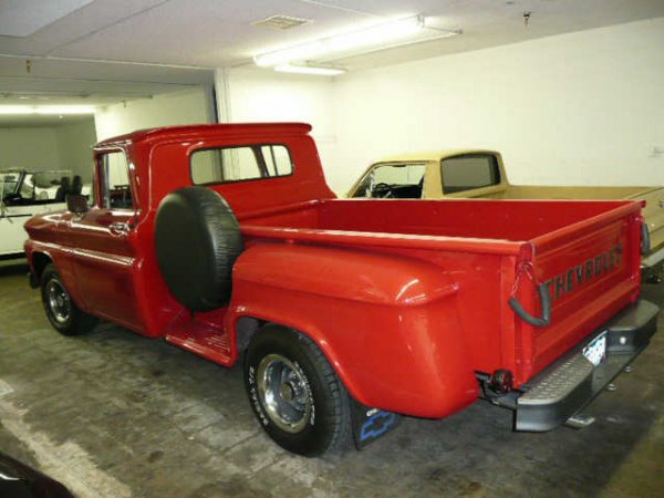 545: 1963 CHEVROLET APACHE STEPSIDE PICK UP