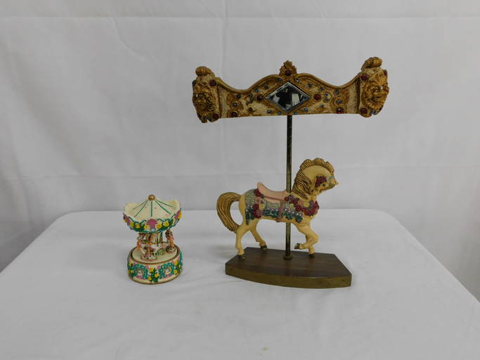 Pjs Michelle Phelps Carousel Horse & Music Box