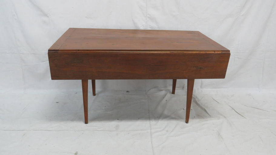 Antique Primitive Farm Table - Aug 21, 2022 | Homestead Auction of ...