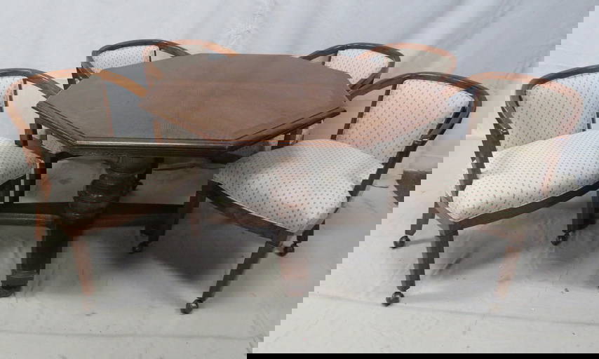 Ethan Allen Game Table And Chairs