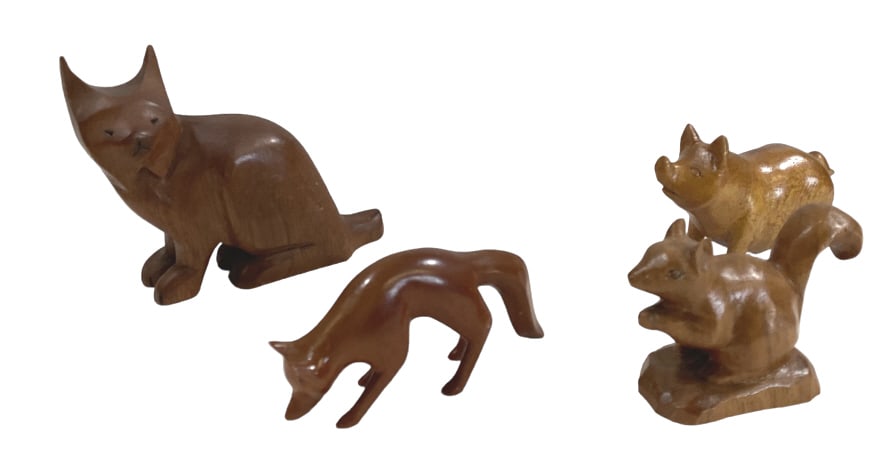Four Carved Miniature Animals, Brasstown Carvers Auction