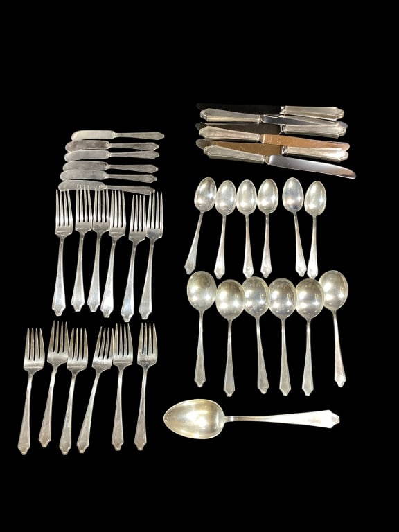 International Sterling Silver Flatware Auction