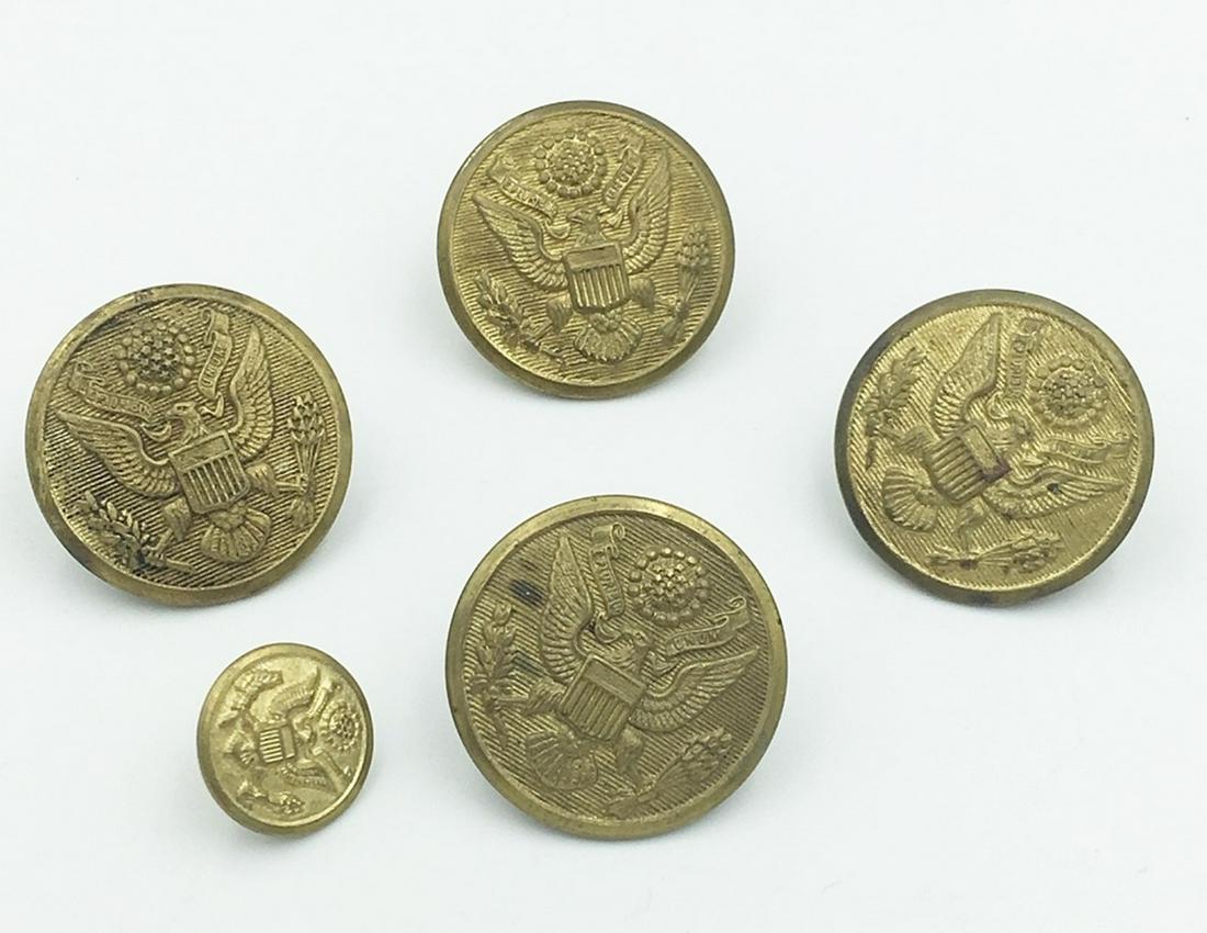 VINTAGE WW1 MILITARY BUTTONS - Dec 11, 2019 | R. Howard Collectibles in OH