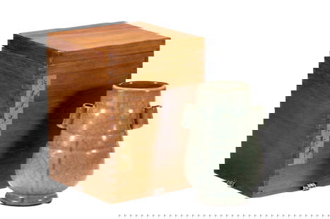 A Chinese Guan Ware Floral Dish Auction