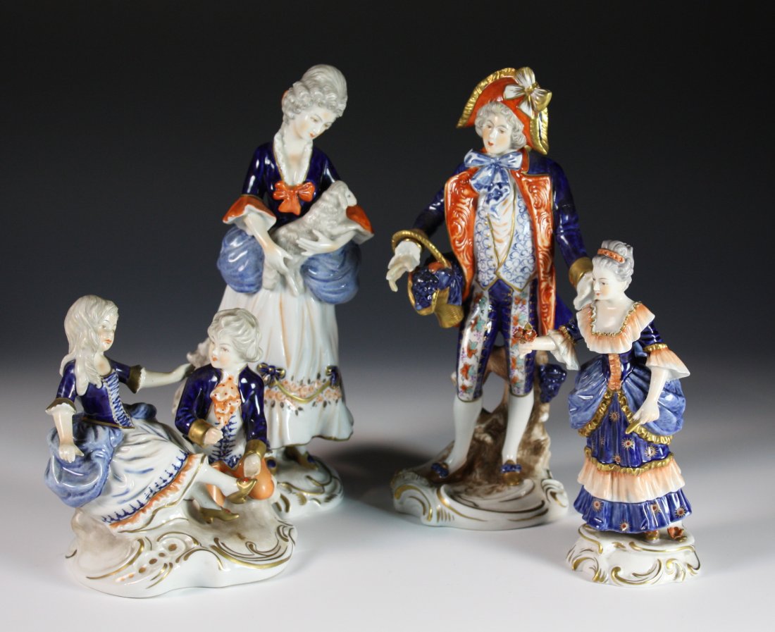 343: A Pair of Unter Weiss Bach Porcelain Figures of Sh