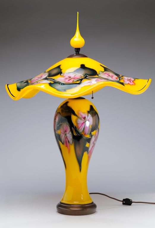 Charles Lotton Yellow Art Glass Table Lamp.
