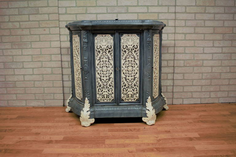 Antique Ornate French Victorian Style Radiator Cover