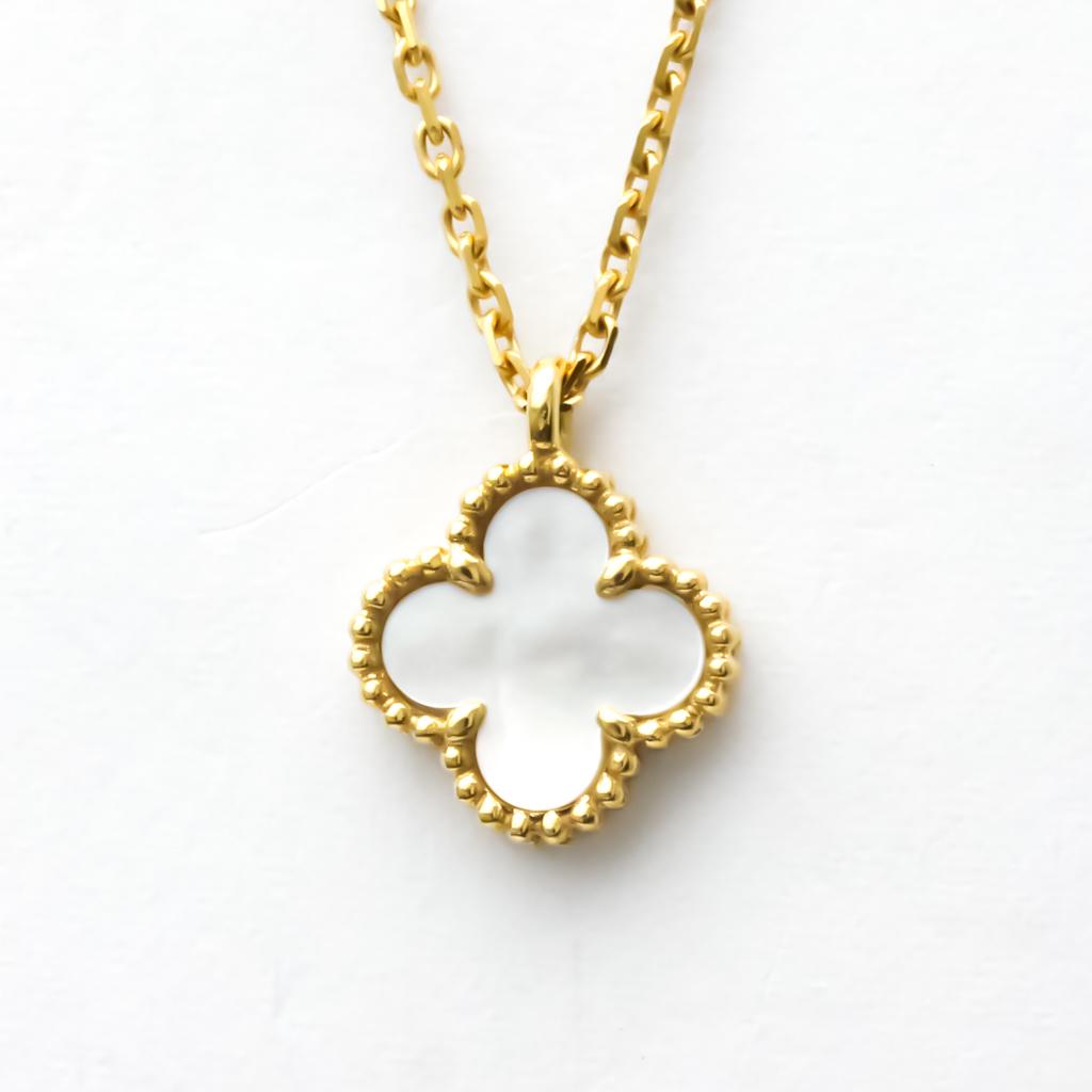 Van Cleef & Arpels Sweet Alhambra VCARF69100 Yellow | Barnebys