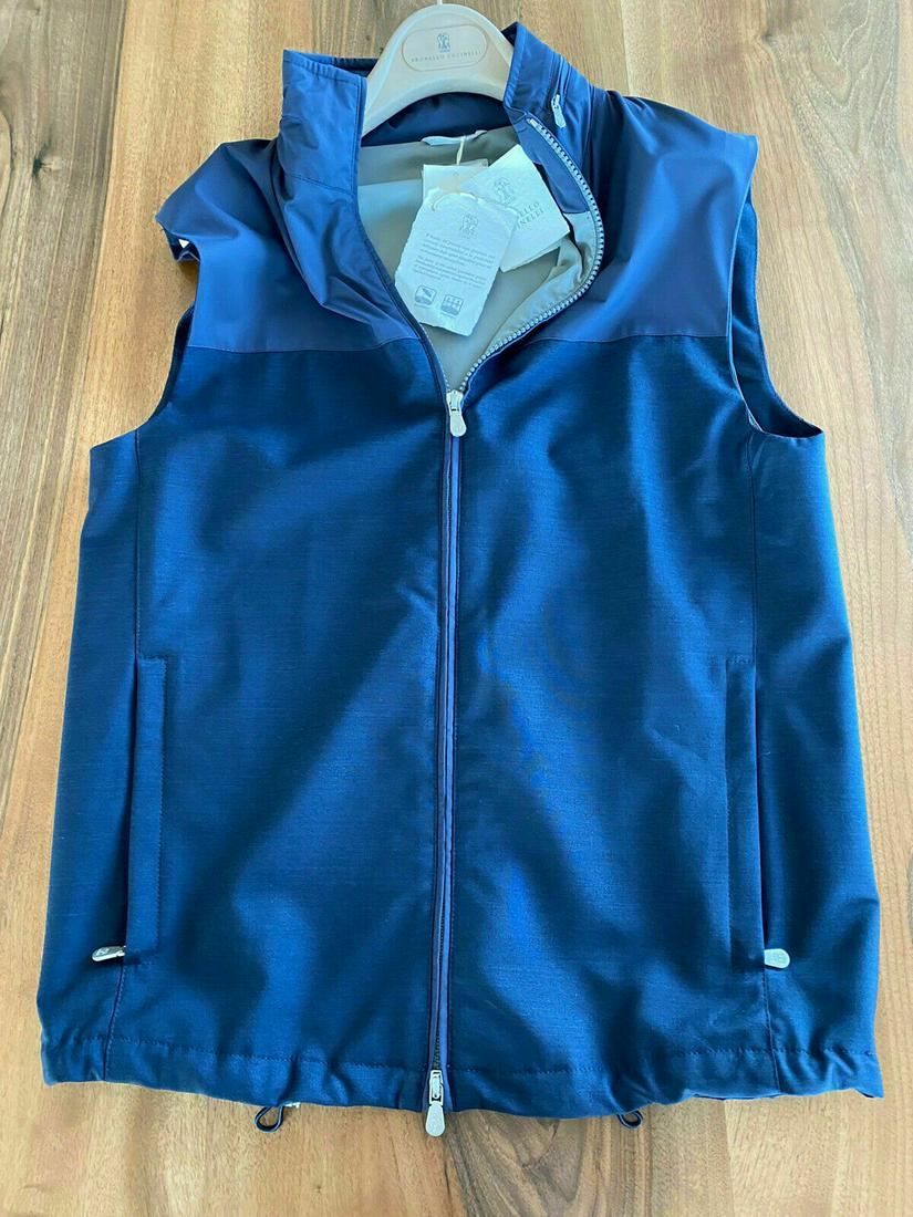 Brunello Cucinelli Hooded Light Wind Gilet Spa Vest Jacket 44 Xs Auction