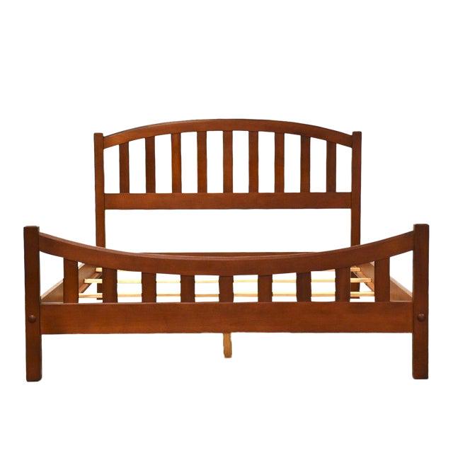 Ethan Allen American Dimensions Queen Bed