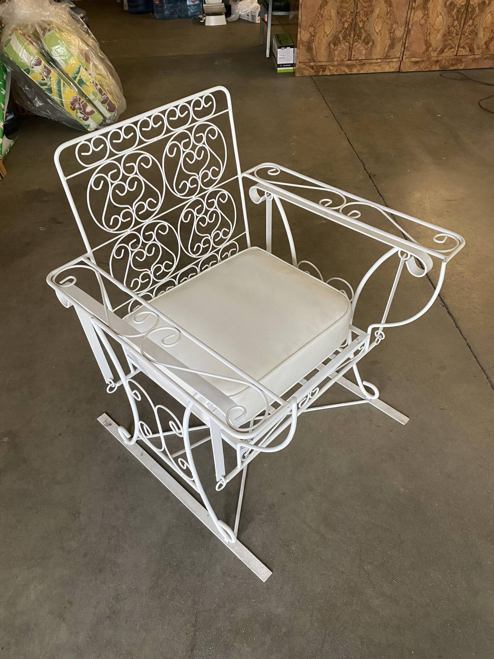 Iron Wire Patio/outdoor Slider Rocking Lounge Chair With Scrolling Arms ...