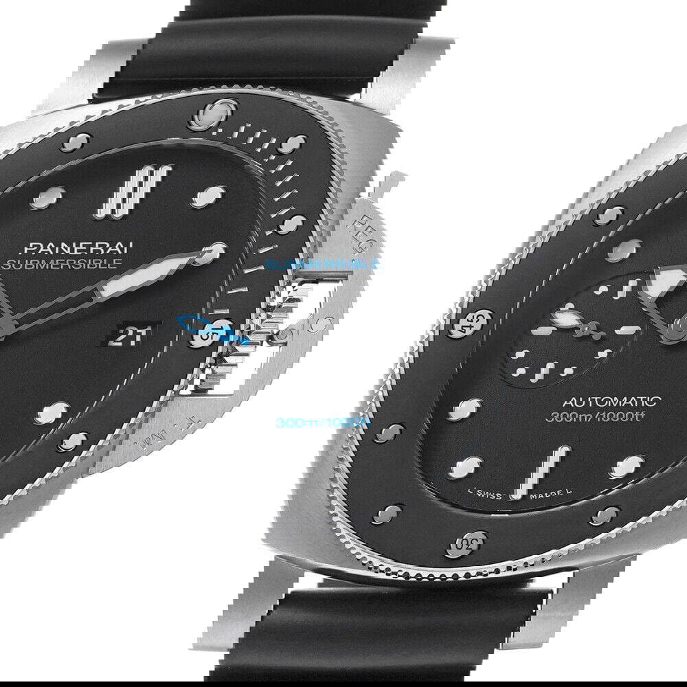 Panerai Submersible Ref.pam02683 Automatic Stainless Black Mens Watch ...