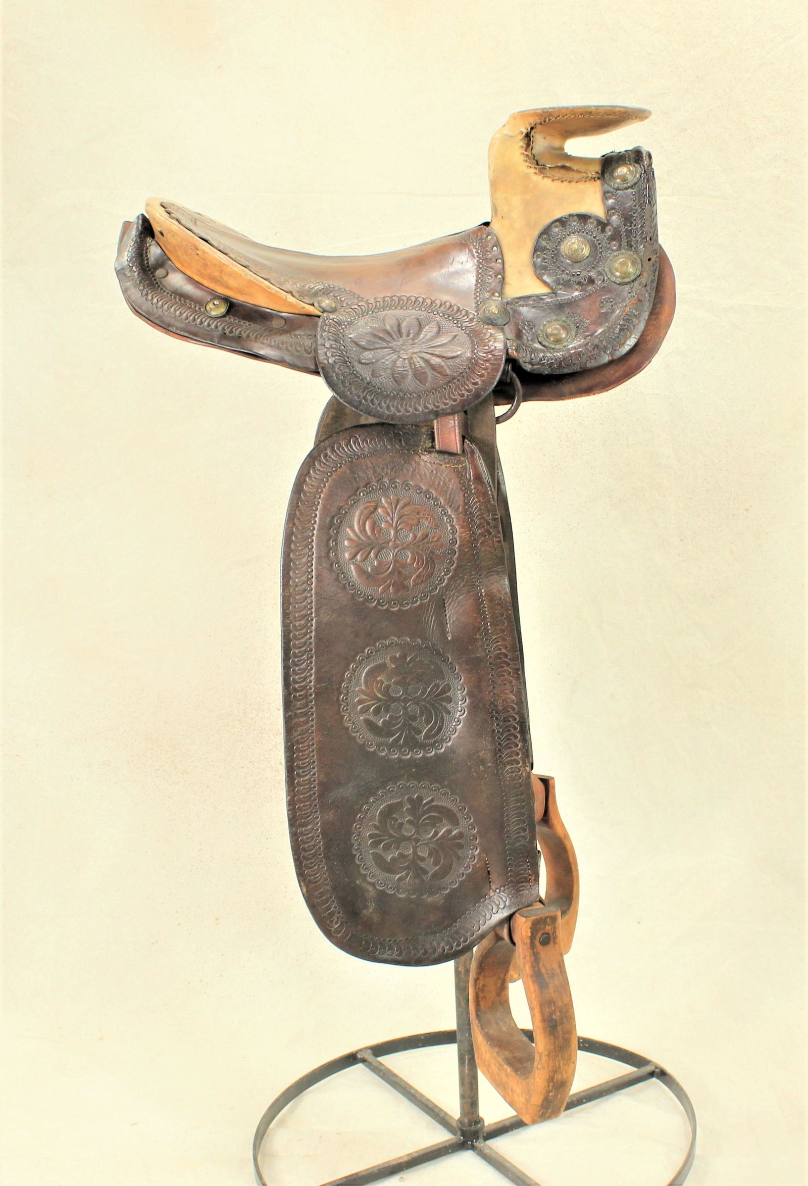 Amazing Texas Hope Saddle Auction