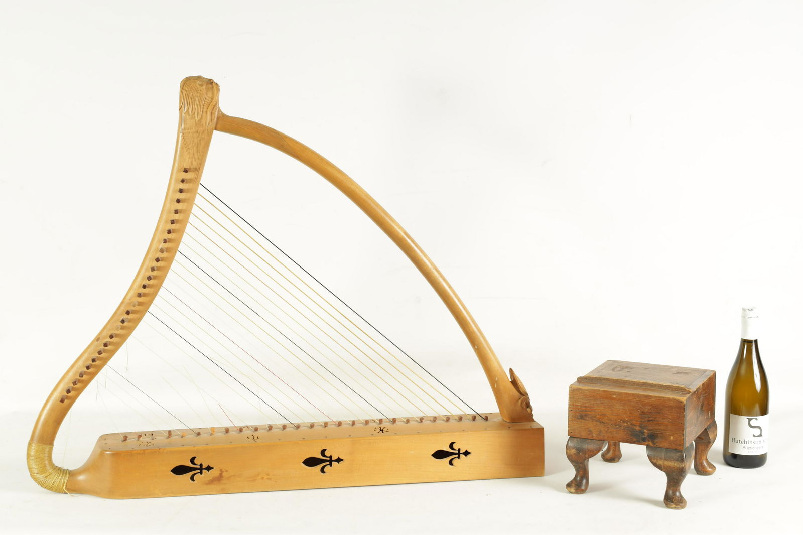 A MEDIEVAL STYLE 27 STRING CARVED WOOD HARP AND STOOL - Mar 10, 2023 ...