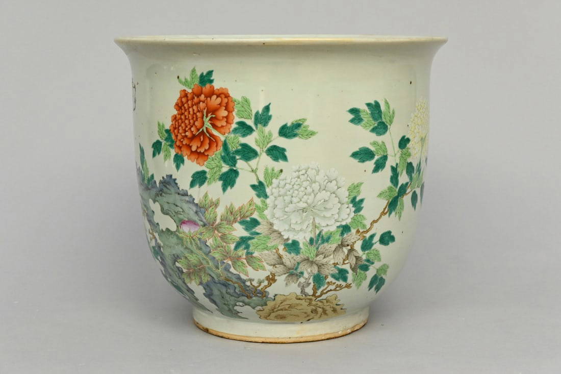 Chinese Porcelain Flower Pot 'peonies' (36x40.5cm) Auction